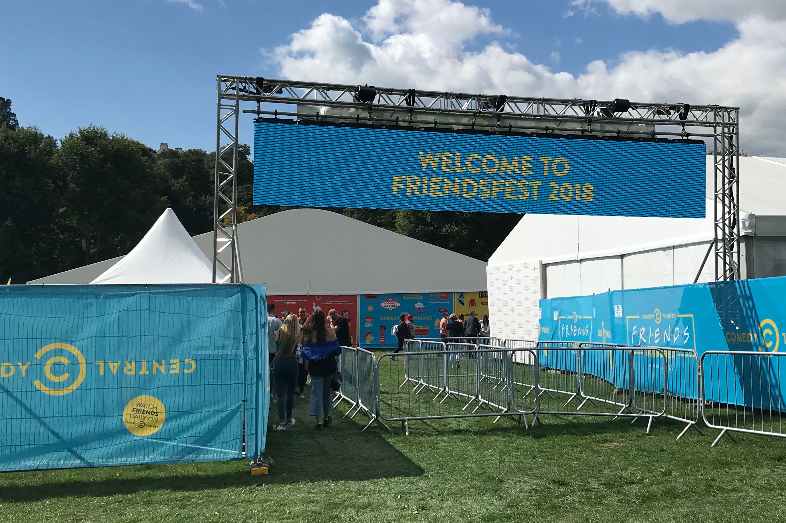 Friendsfest | Brighton | anexpatabroad