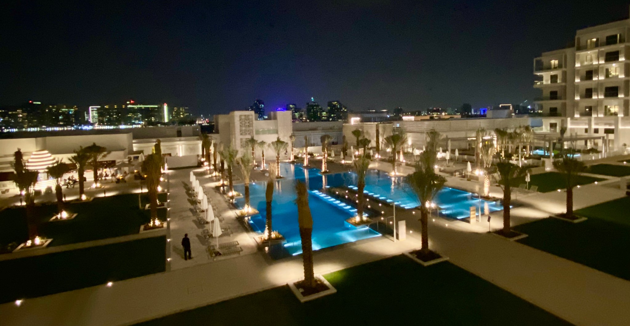 Graphos Social Kitchen | Hilton Abu Dhabi Yas Island – anexpatabroad